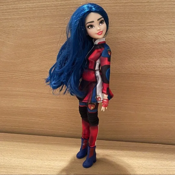 Descendants Evie Doll Disney Descendants Evie Royal Cotillion Doll